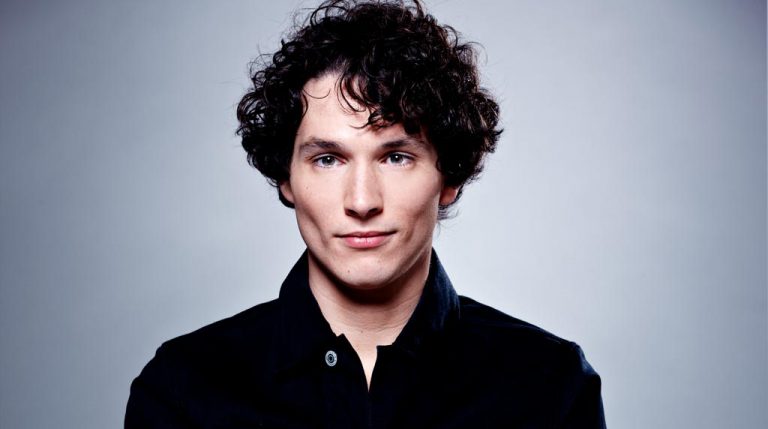 Daniel Lippens boeken of inhuren - Easybookings