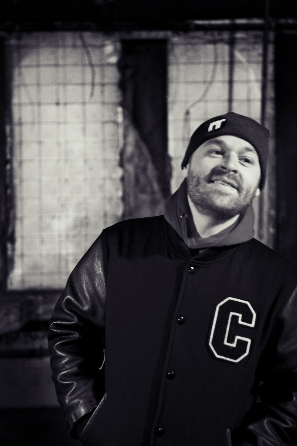 Zwolse rapper Sticks maakt tongen los met lange commercial - Easybookings