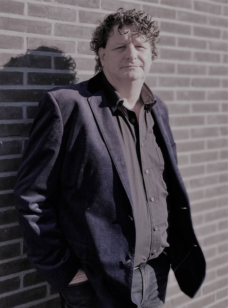 Theo Driessen boeken of inhuren - Easybookings